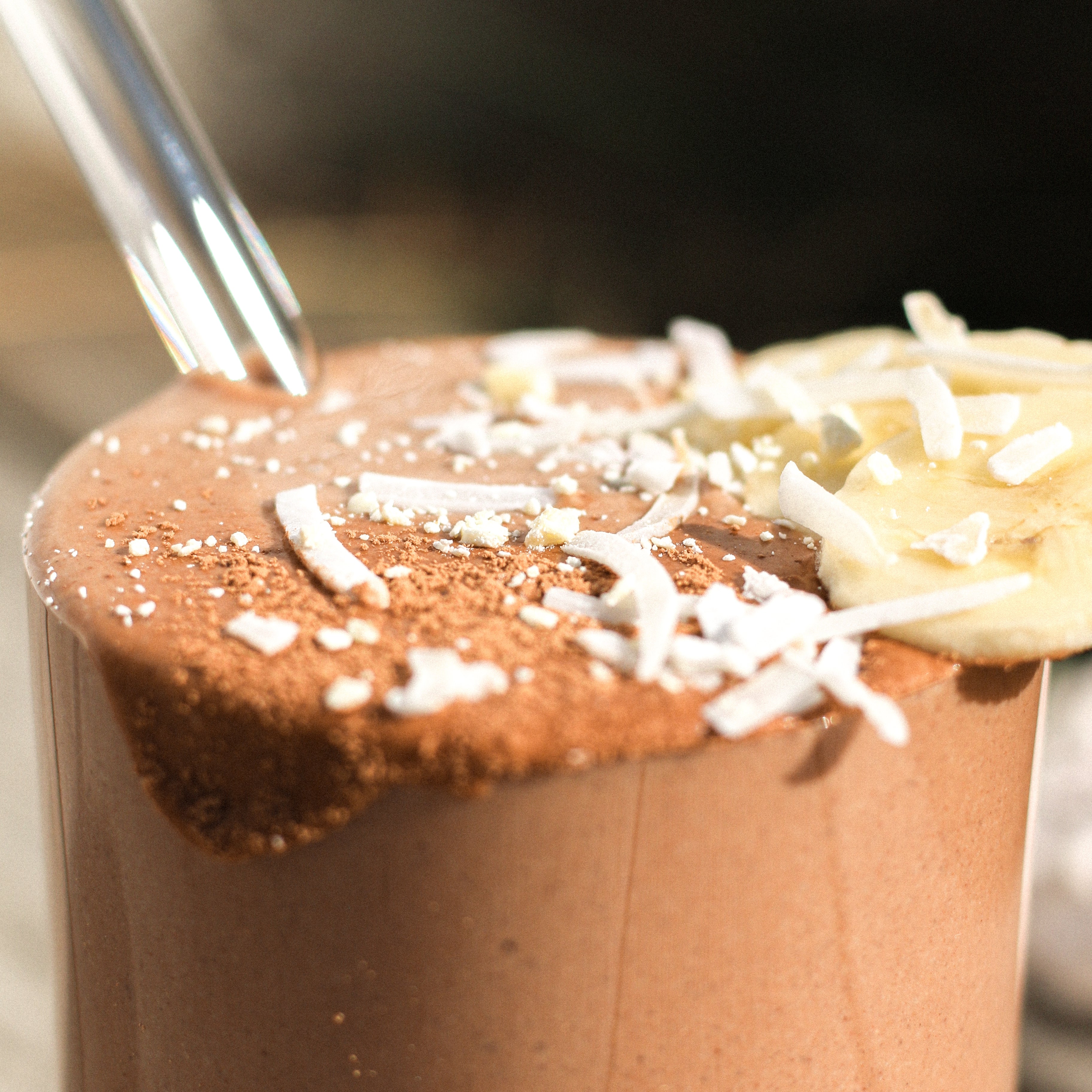 Banana Cacao Bloom Smoothie – Erbista
